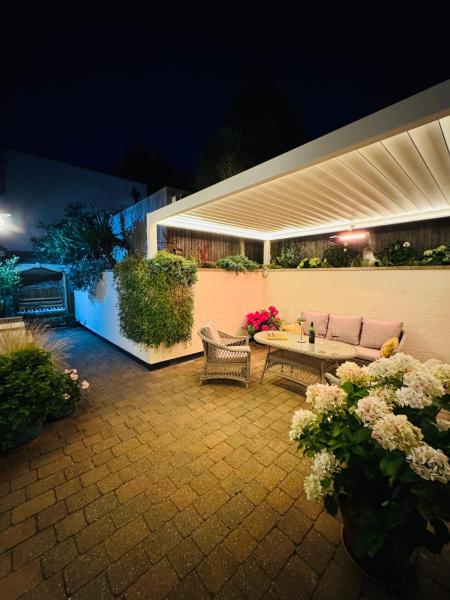 Vale View Cottages - The Stables, Great Location In Prestatyn! - North Wales