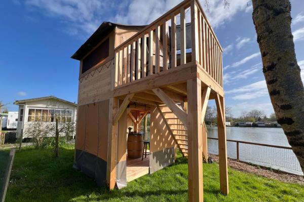 Cabane Perchée 1 - Nuit Insolite - Au Bord Du Lac - Pas-de-Calais