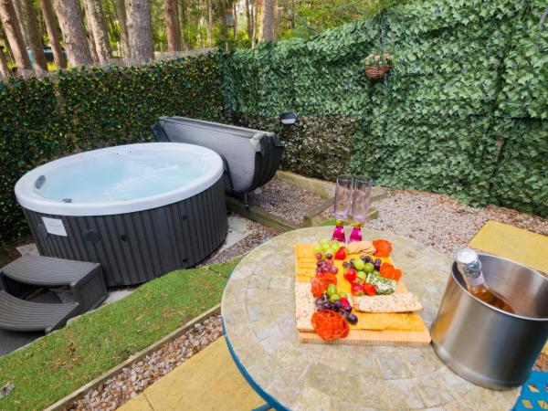 Wildcat Lodge- Hot Tub And Pet Friendly - Boat of Garten