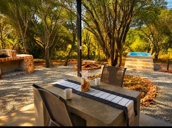 Bosvonk Wildlife Farm & Bush Camp - Buffelspoort