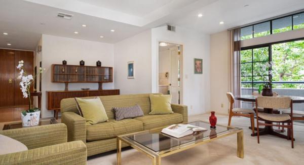 Spacious Two Bedroom Luxury Residence With Resort Amenities - Beverly Hills, CA