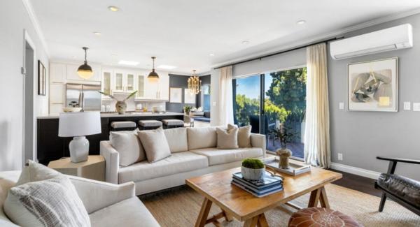 Modern Two Bedroom Residence Near Beach And Main Street - Santa Monica, CA