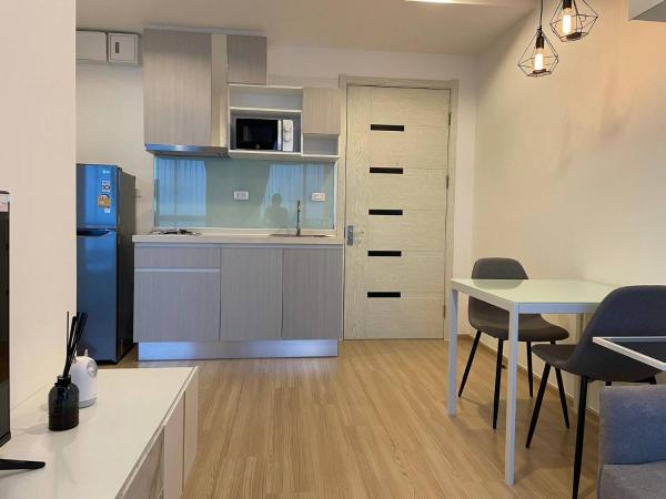 Accommodations Room With Balcony View Sukhumvit77 - Bangkok
