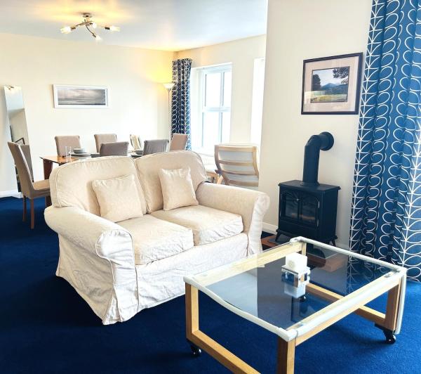 Waterfoot Holiday Home - Newcastle