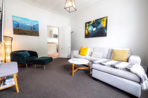 Light-filled Renovated Villa Walk To Ponsonby Road - Auckland