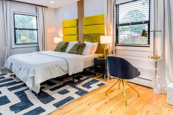 Velvet Vue Suite Near Jfk, Ubs Arena, & 30mins From City - Queens, NY