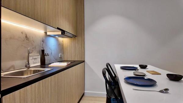 Cozy Wood Room, Walk To Nimman 5 Min, City View - 치앙마이