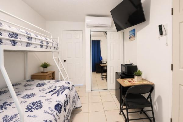 Coco Sol 2 By Mymiamistay - Coral Gables, FL