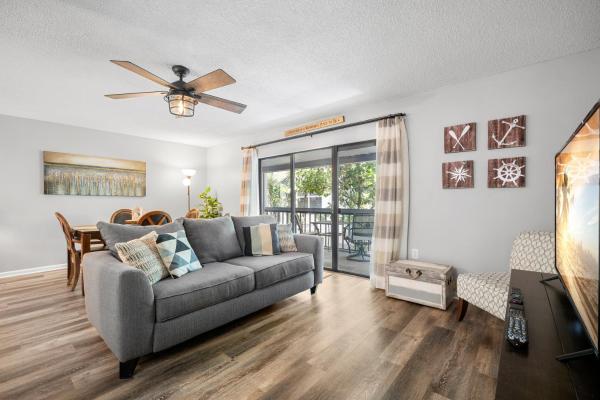 Seashell 19 - Largo, FL