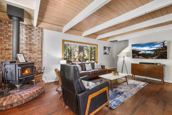 Cozy Cabin On Brule - South Lake Tahoe, CA