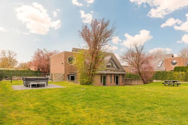 12p 5b Spacious Villa Near Ijsselmeer And Forest - Lemmer