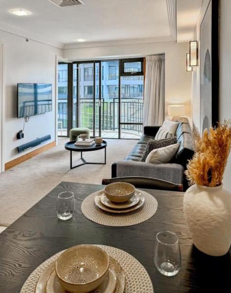 Chic 12th Floor Apartment Iconic Metropolis - Auckland