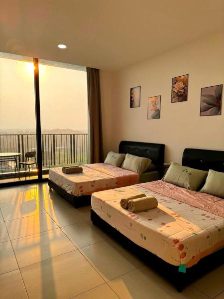 Podium Studio 4pax - Opposite Aeon Mall Kuching - Kuching