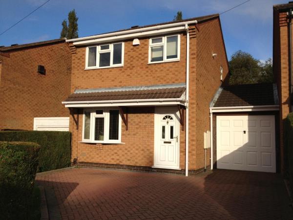 Cosy 3 Bed Detached House Birmingham - Solihull