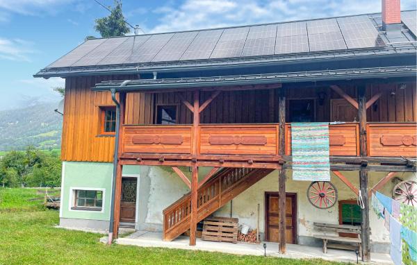 3 Bedroom Amazing Apartment In Aich - Obertraun