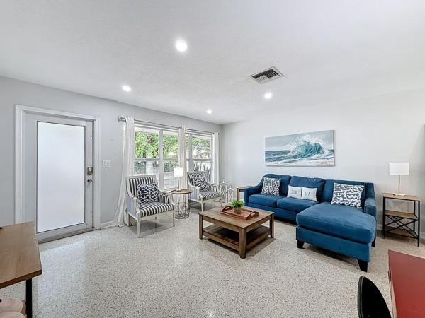 Mins To Beach, Restaurants And Shopping - Pompano Beach, FL