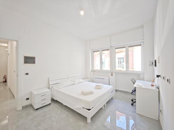 Amedeo Living - Bari