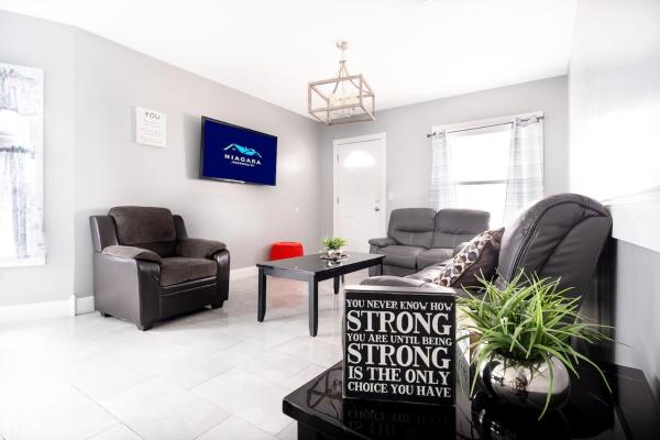 Modern 4br Near The Falls Sleeps 11 - Seneca Niagara Resort & Casino