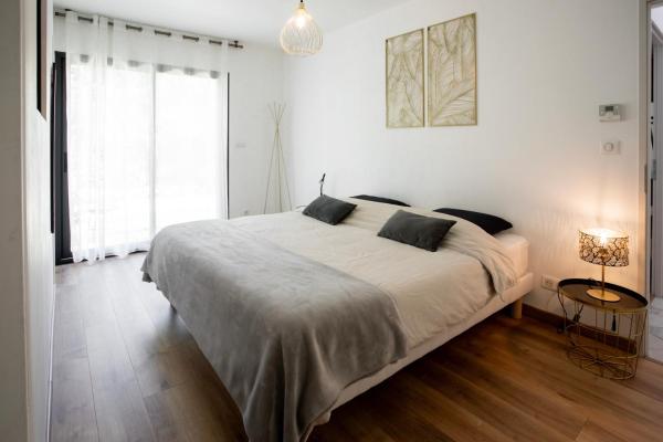 Thaliana Chambre Avec Salle De Bain, Toilettes Et Terrasse à 200m Du Golf - Fontaine-de-Vaucluse