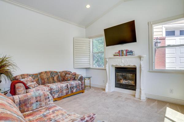 Full Kitchen! King Suite Near Snowbasin - Farmington Lake, Morgan