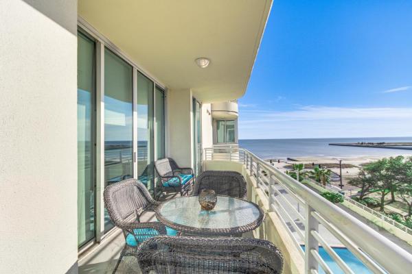 Beachside Biloxi Club Condo: Balcony W/ Ocean View - Biloxi, MS