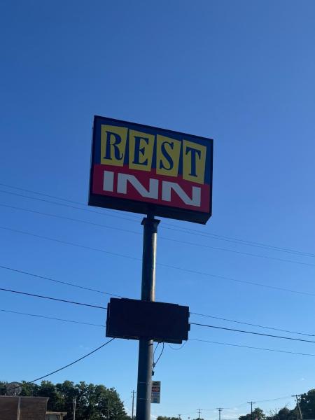 Rest Inn - Tyler, TX