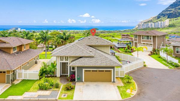 Ocean-sunset Views Home In Gated Makaha Community Wgreat Amenities - O‘ahu, HI