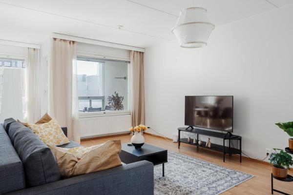 Nordic 2br Apartment With Sauna & Glazed Balcony - Helsinki