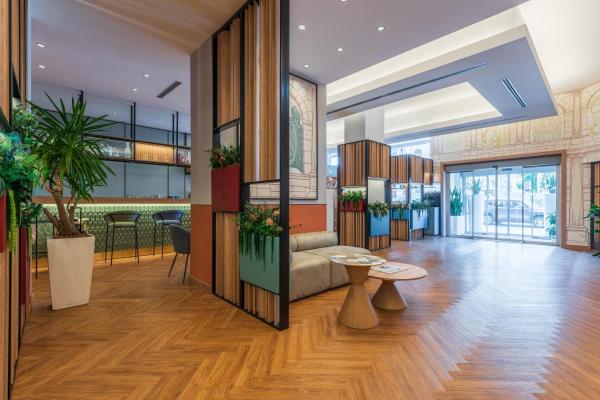 Hilton Garden Inn Rome Colosseum - Roma