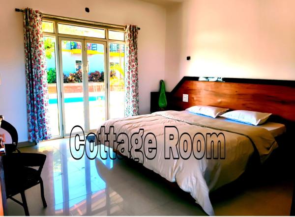 Srs Villa With Cottage - Maharashtra