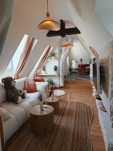 Cozy, Quiet Apartment - Bayeux