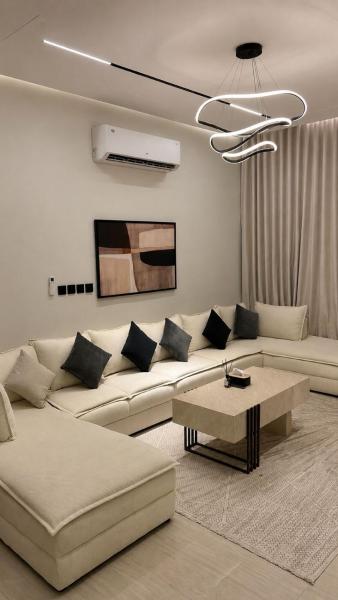 Calm Two Bedroom Suite - Jeddah