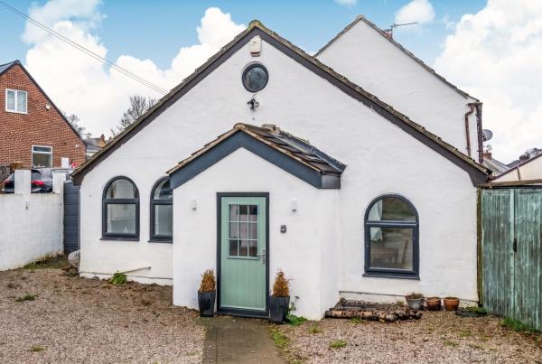 16th-century Cottage With Separate Studio And Garden, Sleeps 12 - Barnsley