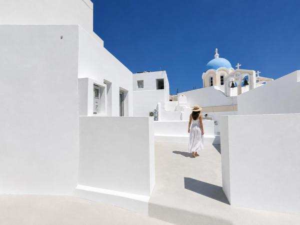 Moncler Fira Downtown Rooms - Santorini