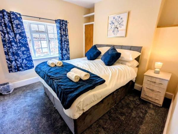 Brand New 2 Bedroom Central Apartment, Nantwich - Nantwich