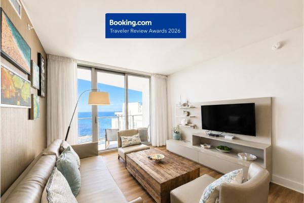 Ocean Breeze Luxury Retreat, Steps To Beach - Sunny Isles Beach, FL