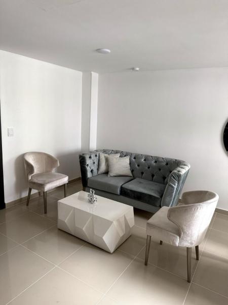 Moderno Y Amplio Apartamento En Bucaramanga - Girón