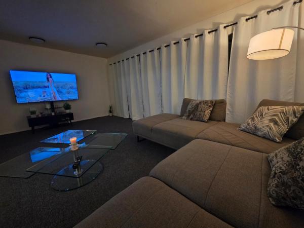 Kings Highway Room - Brooklyn, NY