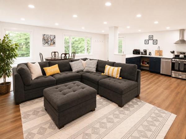 Cubscorner - Pool, Sauna, Gym, Close To Mountain! - Rutland, VT