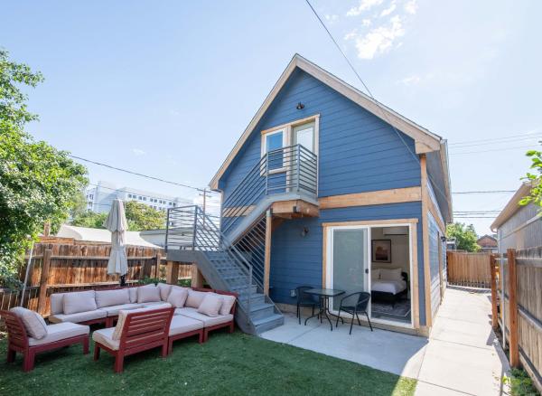 Cozy Urban Retreat, 2br Near Downtown Denver - Denver, CO