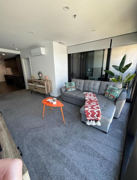Plush At Nightfall 1 Bedroom Free Parking, Wifi - Canberra
