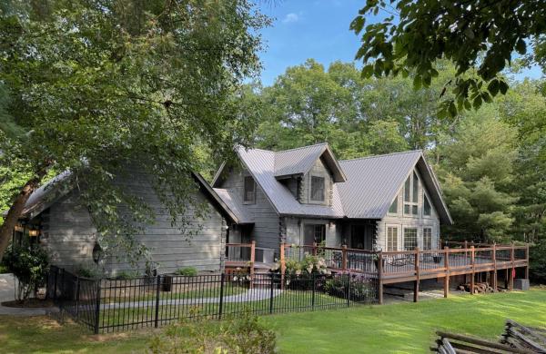 Sunset Ridge Retreat - Lewisburg, WV