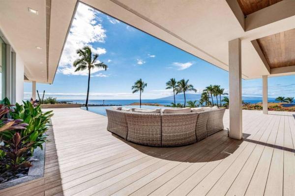Maui 4-br Retreat With Infinity Pool Panoramic Coastal Views Seamless Indoor-outdoor Living - Lahaina, HI