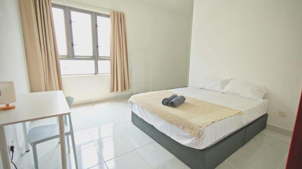 Puri Tower Master Bed Room Private Toilet Bathroom - Puchong