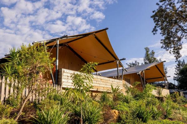Esk Luxury Glamping Tents - Esk