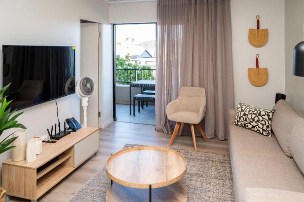 202 Seahorse - Spacious 2 Bedroom Apartment - クニスナ