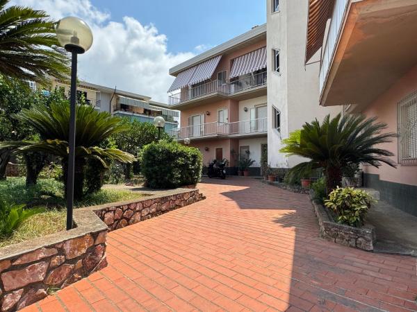 Appartamento In Villa - Diamante