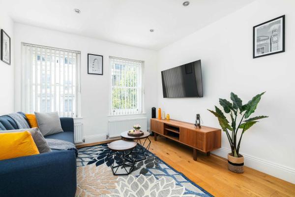 1-bedroom Apartment With Balcony In Shoreditch Sleeps 4 - London