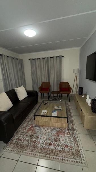 Serofo Home Away - Kempton Park