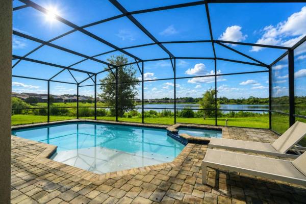 6br Villa Pool & Lake View Balmoral Resort - Winter Haven, FL